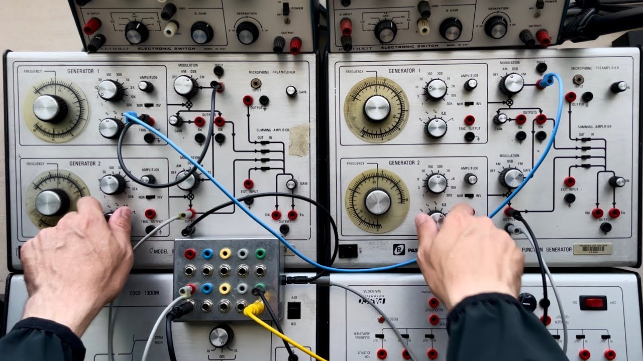 5/26/25 Pasco Scientific 9301 dual function generator + Yamaha EM-100 - YouTube