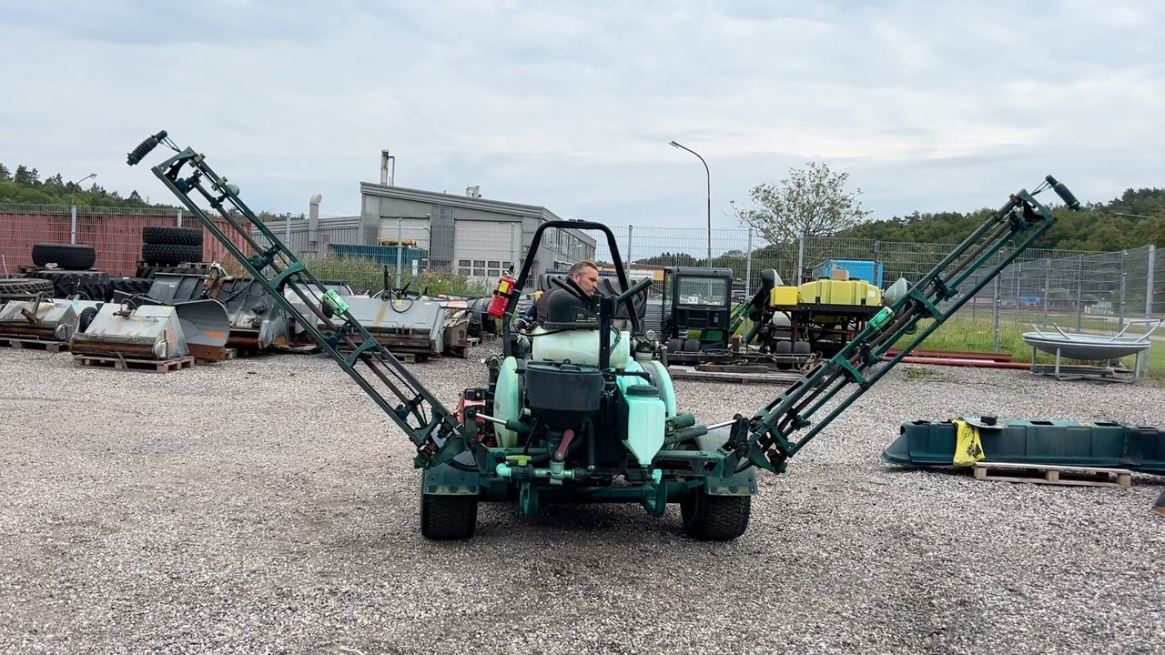 Köp Spruttruck Smithco Spray Star 1000 på Klaravik - YouTube