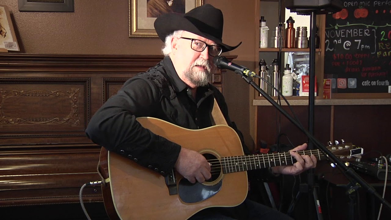 Country Dave Harmonson "Buckets of Rain" Cafe on 4th - YouTube
