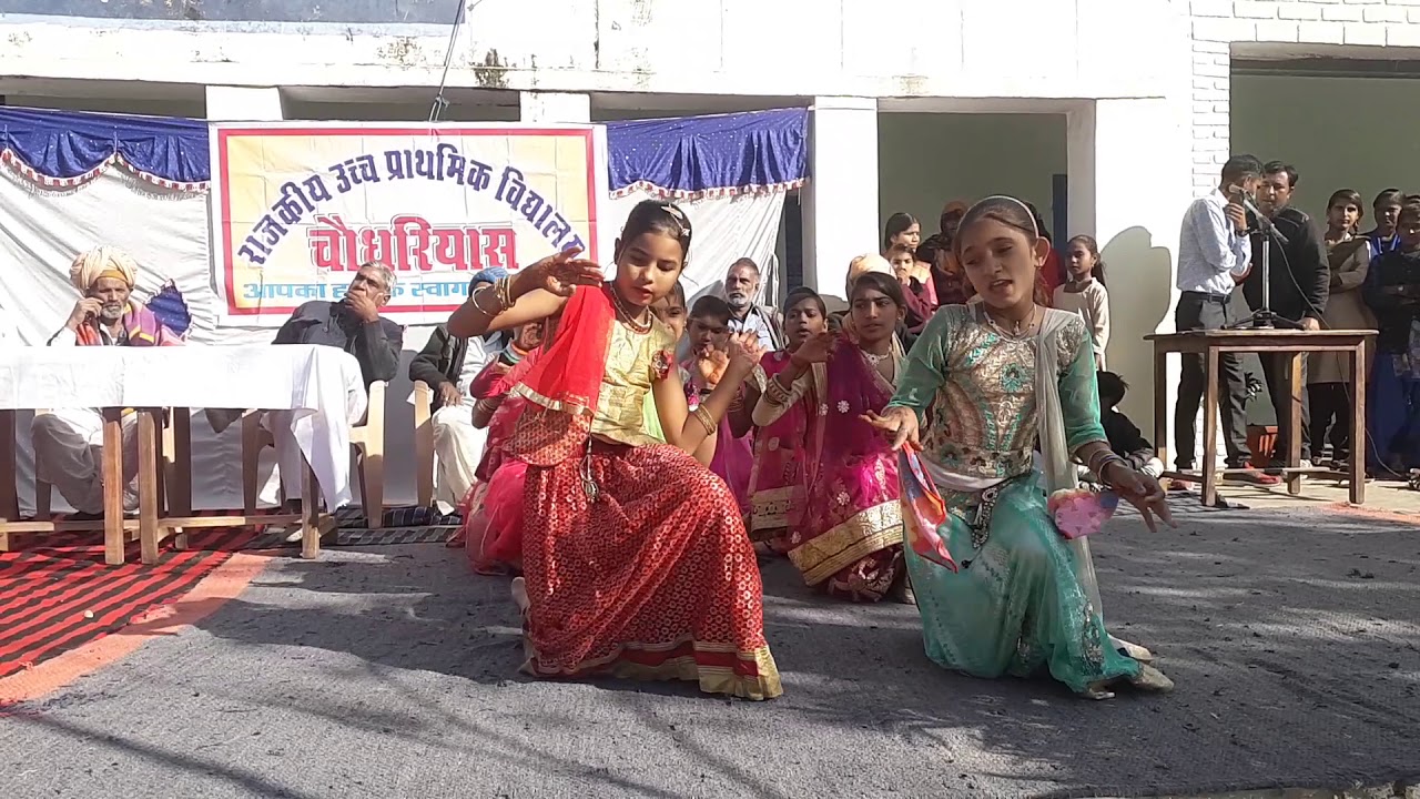 Jis desh mai ganga rhta hai - YouTube