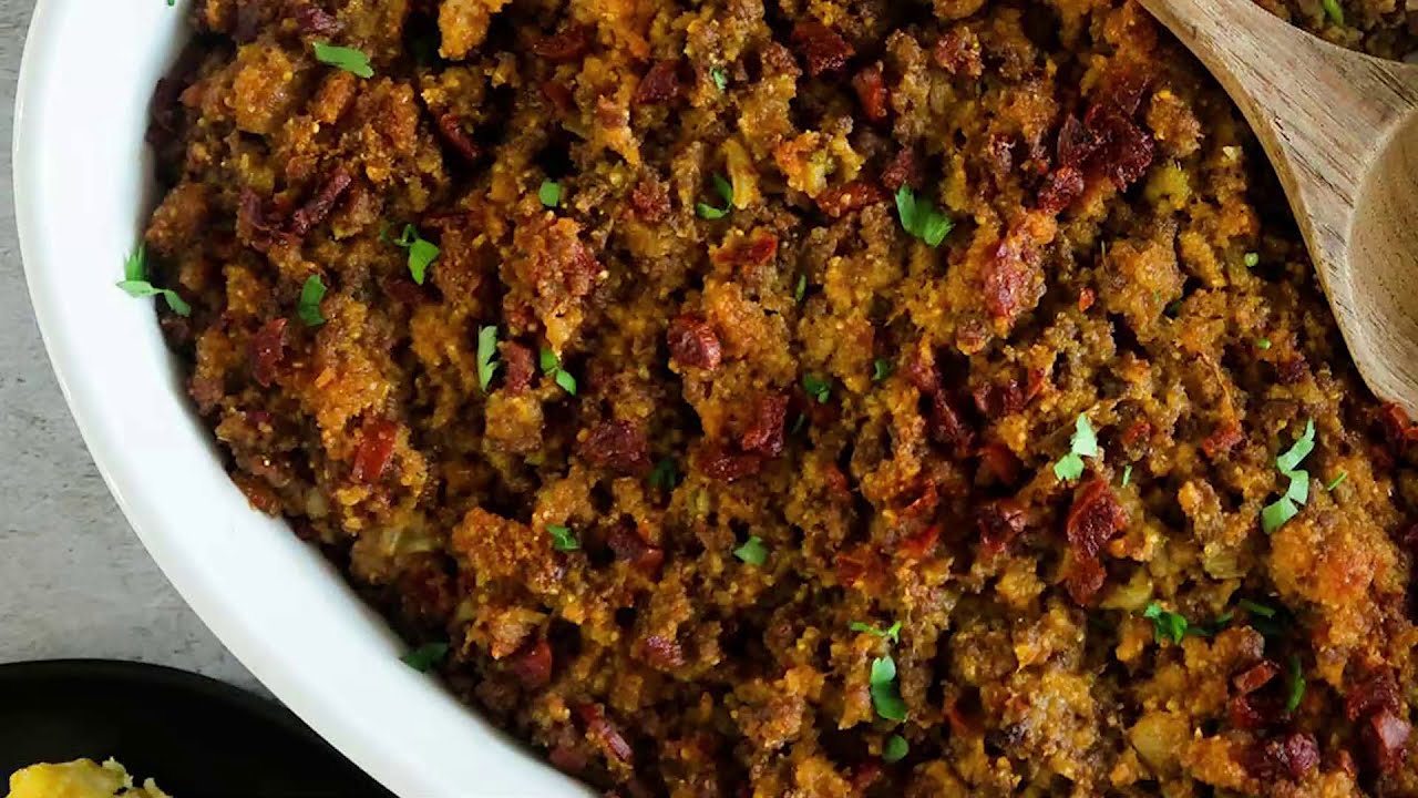 Portuguese Chorizo Cornbread Stuffing Recipe - YouTube