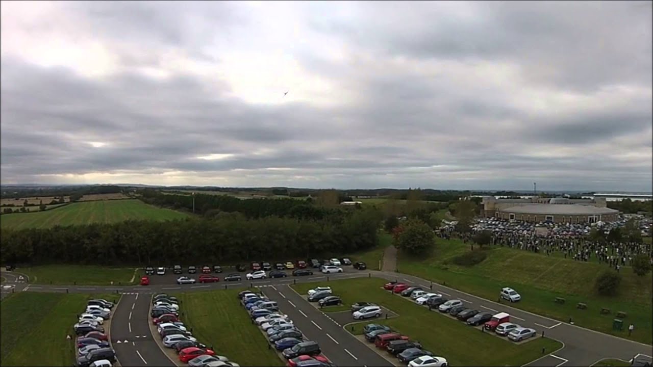 Vulcan Flyby over JLR Gaydon - YouTube