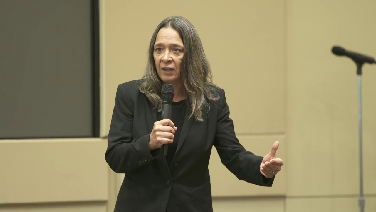 DR. ANNMARIA DE MARS - CEO 7 Generations Gaming - YouTube
