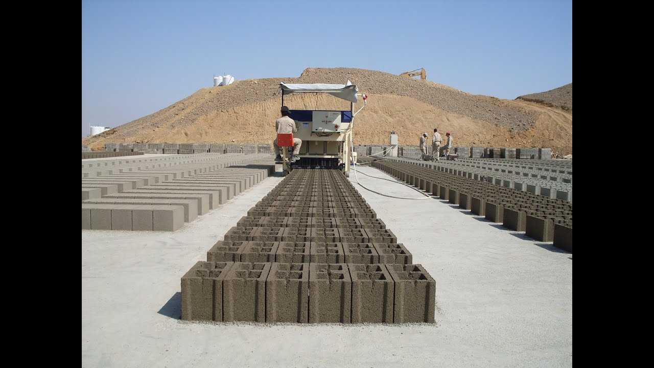 Mobile Block Making Machine M1000 - YouTube