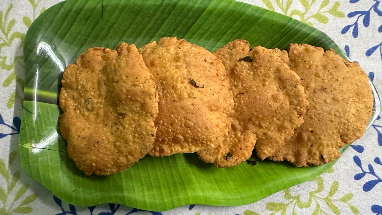 Easy and tasty Diwali snack recipe/ khasta masala Besan methi puri ...