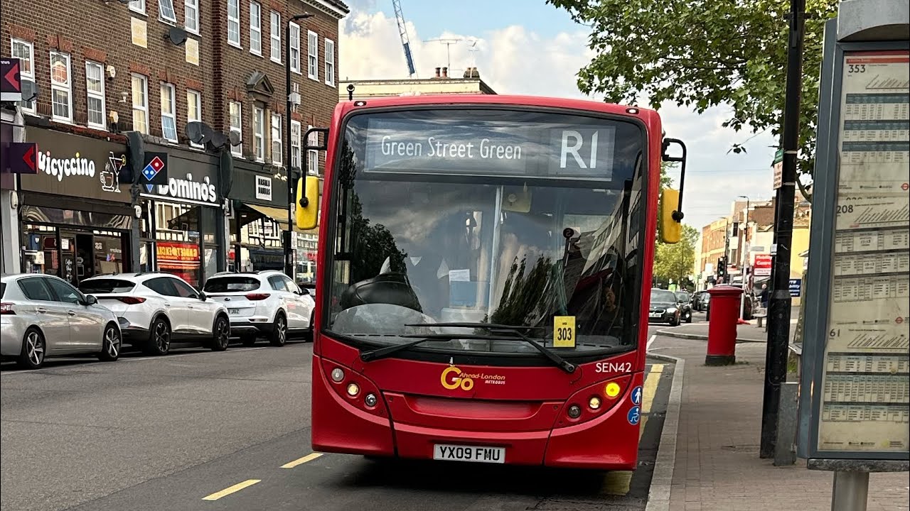 *Hoovering E200*YX09 FMU Go Ahead London 09Reg ADL Enviro200(Ex First ...