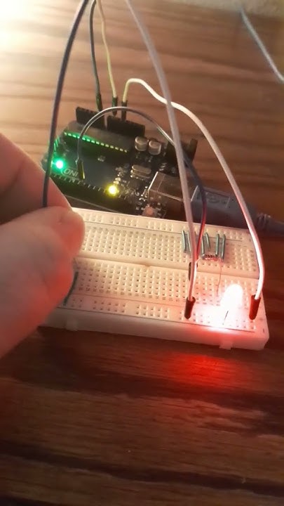 Oregon Institute of Technology EE333 (Topic2_5 Light and Temp Sensors ...