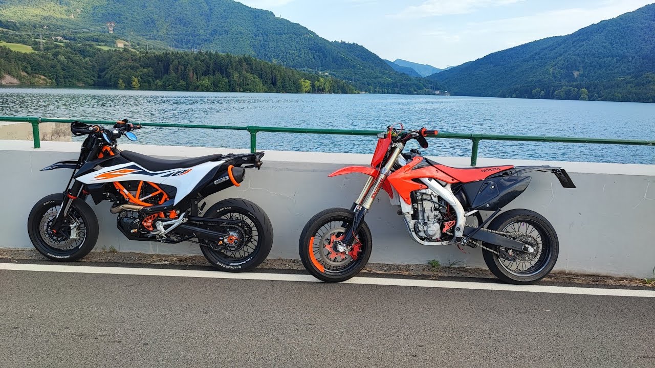 KTM SMC-R 690 CHASE HONDA CRF 450X - YouTube