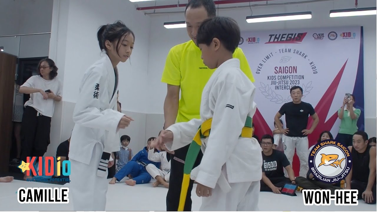 Camille vs Won Hee - Match 14 - Saigon Kids BJJ Competition Interclub - YouTube
