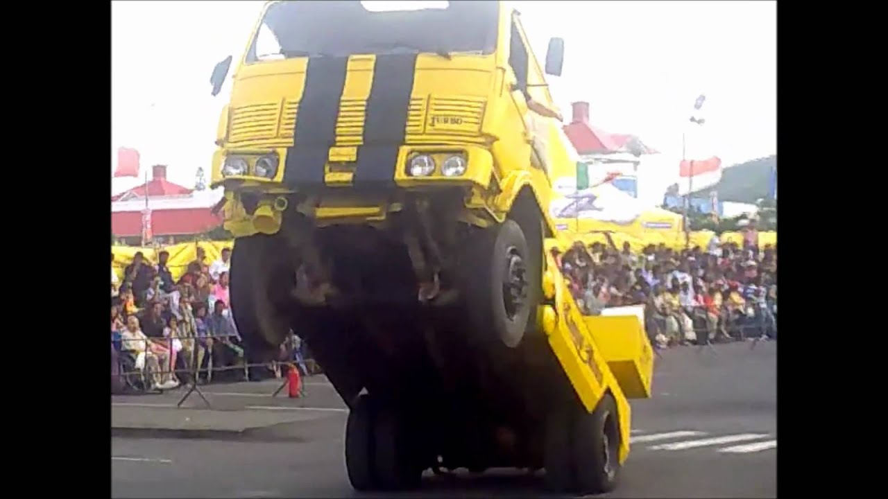 Vegas Motor Show in Mauritius - YouTube