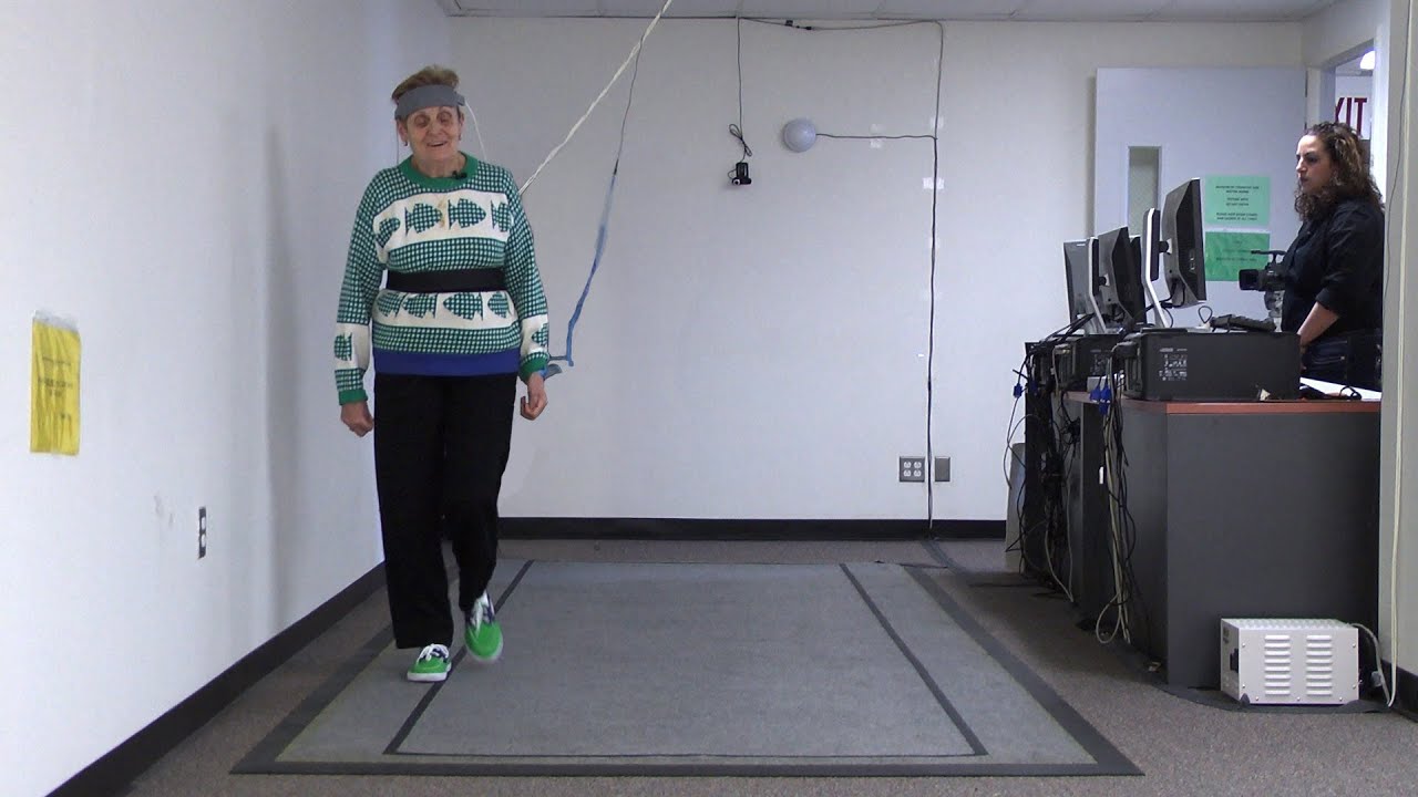 Lab Visit: Testing Gait and Brain Function (excerpt) - YouTube