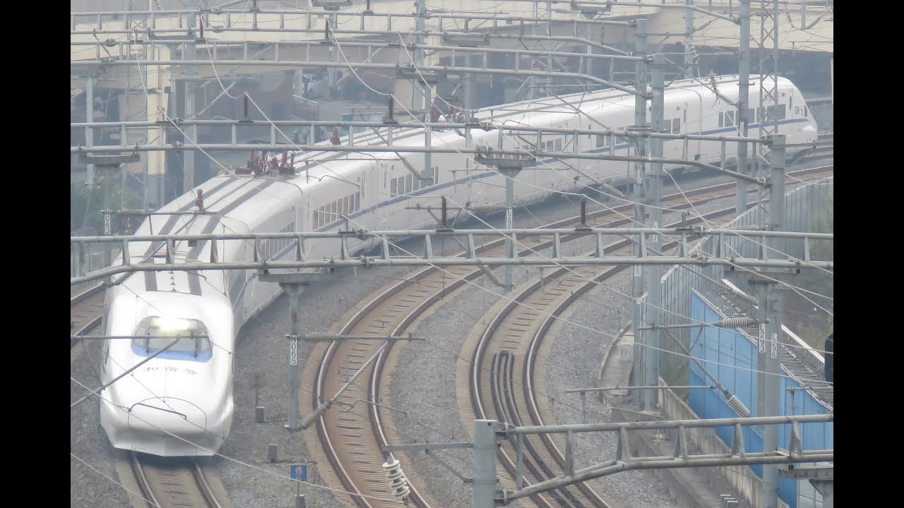 CRH2A & CRH2A, China High Speed train 中國高速列車 - YouTube