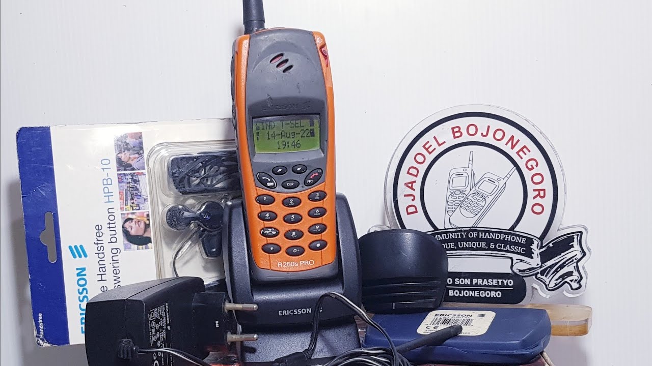 ERICSSON R250s PRO orange short video cellphones vintage Indonesia ...