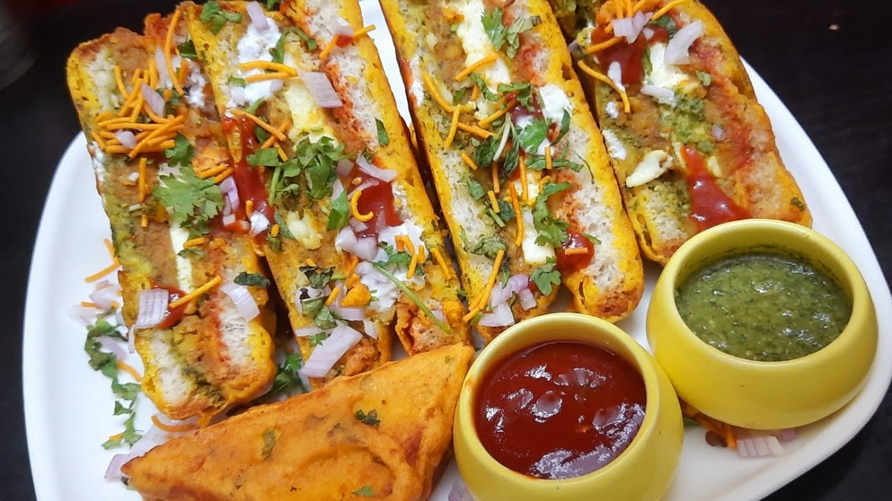 స్ట్రీట్ స్టైల్ లో బ్రెడ్ పకోడ |How to make bread pakoda - YouTube
