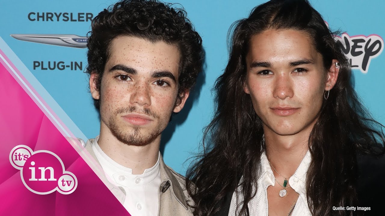 „Descendants“ Dove & Booboo: Interview über Cameron Boyce - YouTube