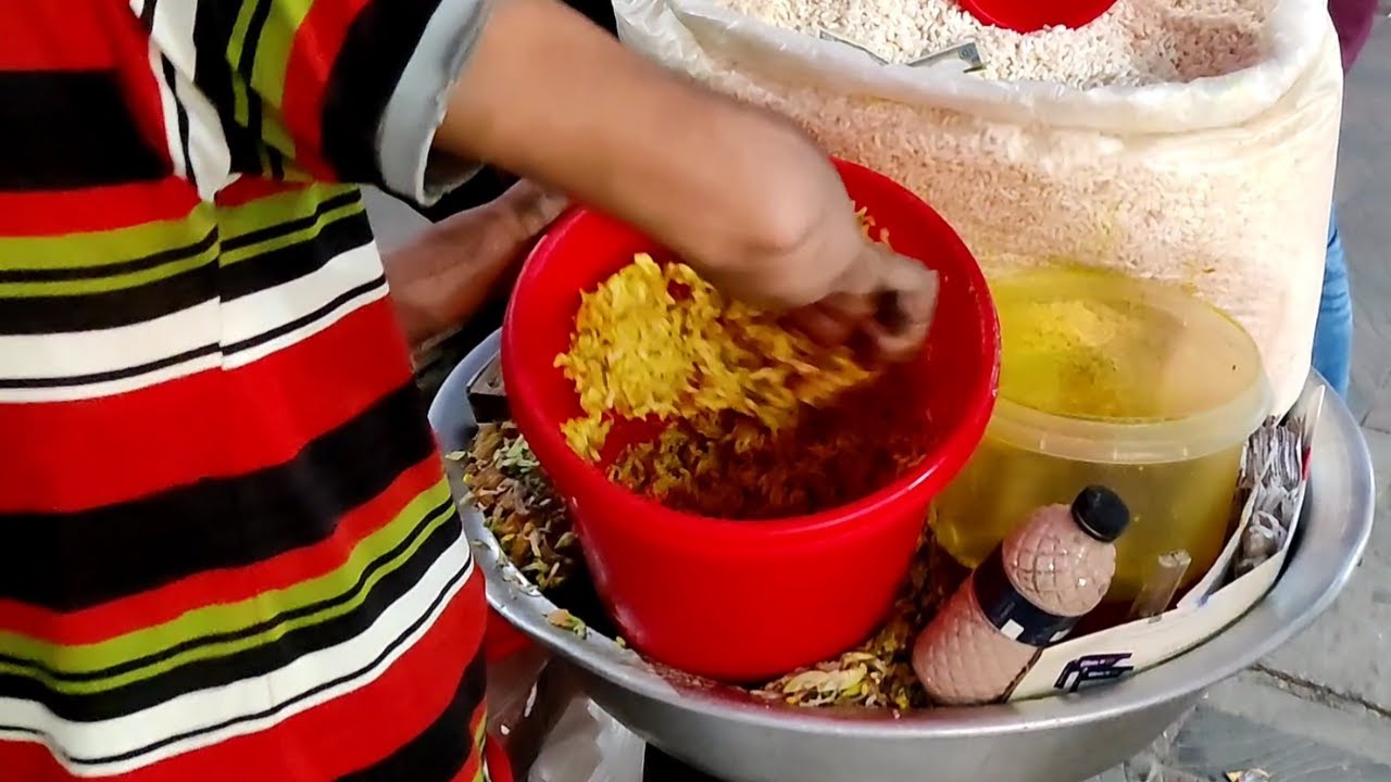 Traditional Delicious jhal Muri Making Monir Bhai |Best Jhal Muri Maker ...