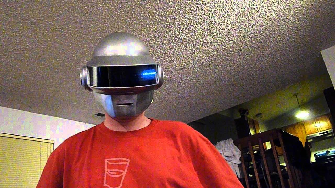 Daft Punk Thomas Bangaltar Tron Legacy Helmet LED display - YouTube