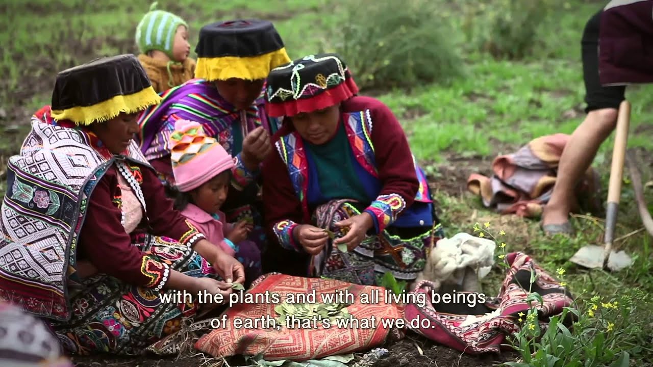 Amaru Village in Peru - YouTube
