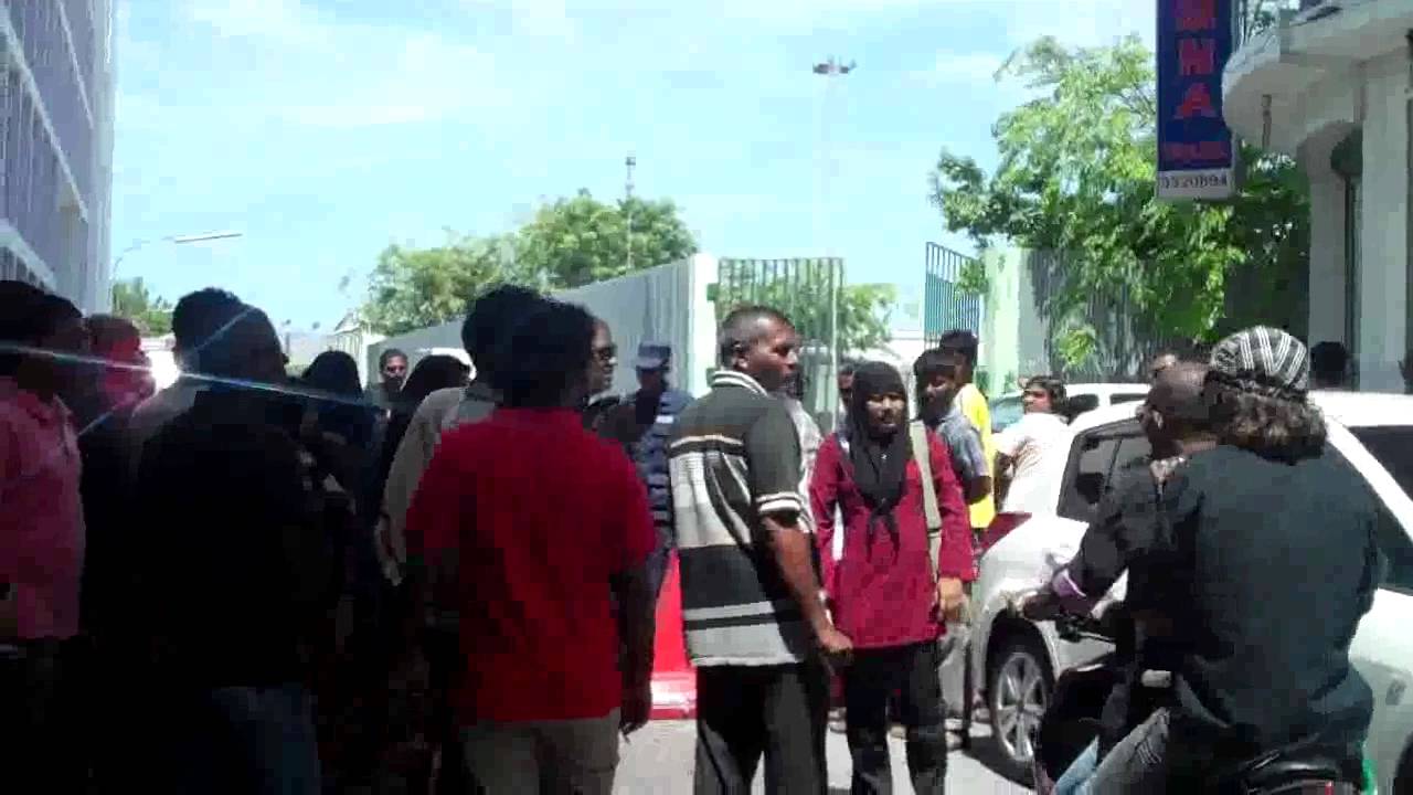 Evan Naseem's mum out on attack - YouTube