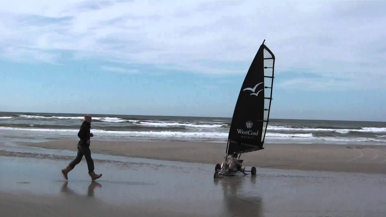 Blokarten (strandzeilen) op Terschelling - YouTube
