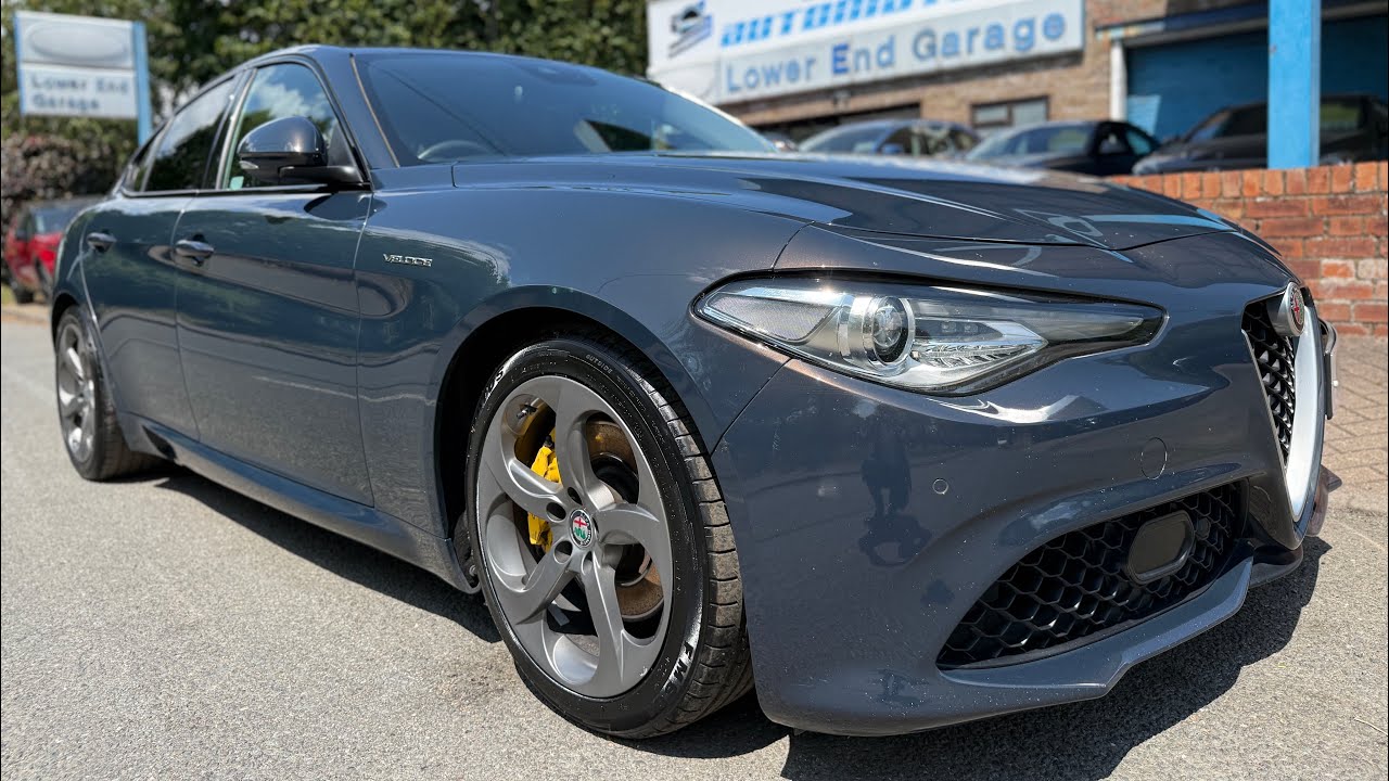 HAVE YOU SEEN OUR 2017 Alfa Romeo Giulia 2.0 Veloce TB Lipari Grey 4 ...