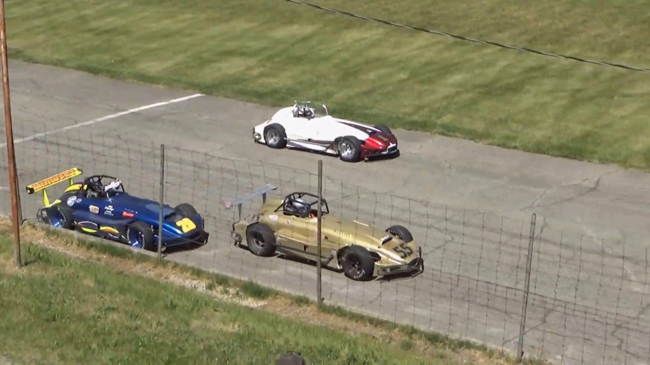 Thunder Roadsters Feature - Mt. Lawn Speedway 6/14/20 - YouTube