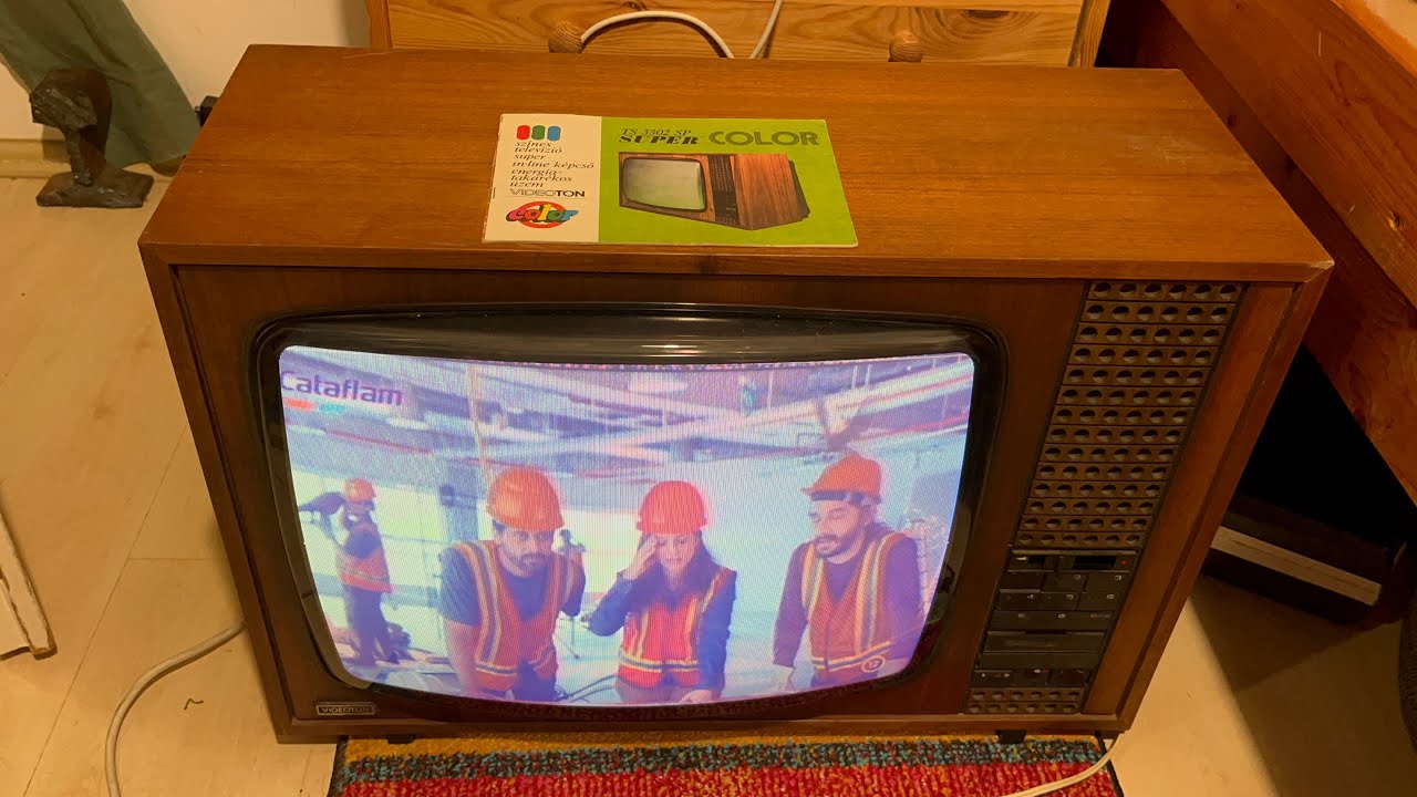 Videoton Super Color TS 3302 vintage Hungarian TV set from the late 70 ...