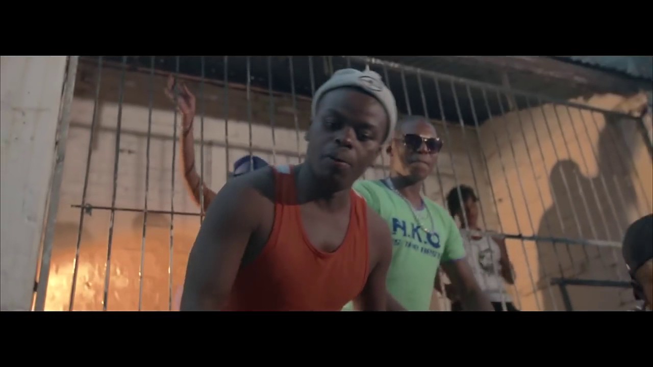 Gobisiqolo Bhizer ft Brown Style, Busiswa, SC Gorna, Bhepepe - YouTube