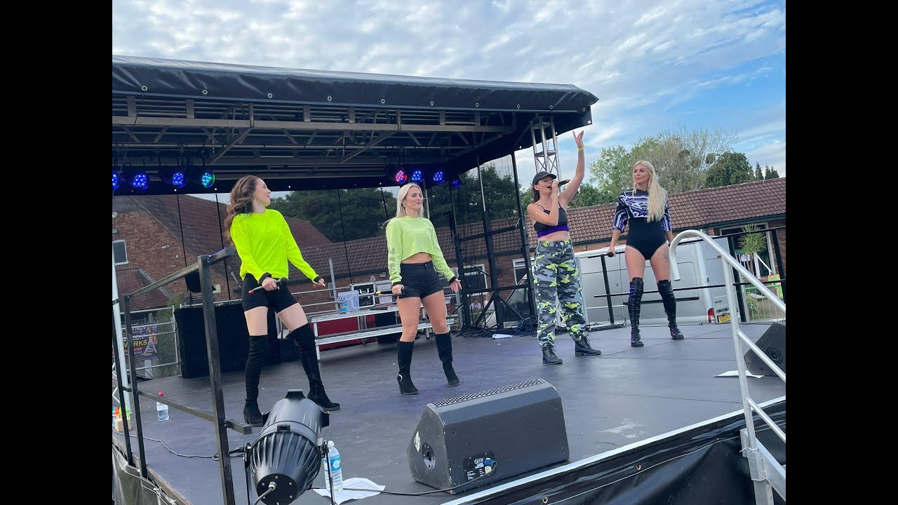 Little ReMix Performing 'Shout Out To My Ex' - YouTube