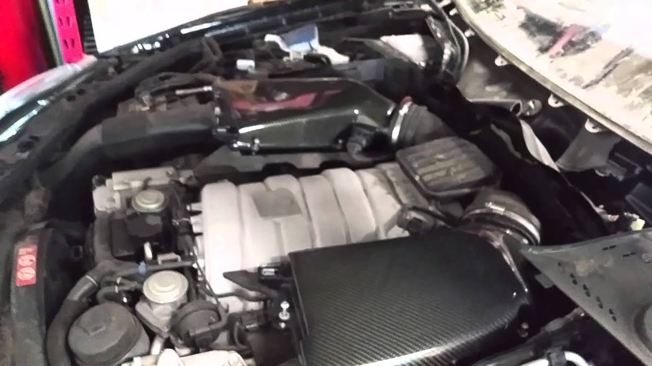 2010 mercedes Benz cls63 engine running - YouTube