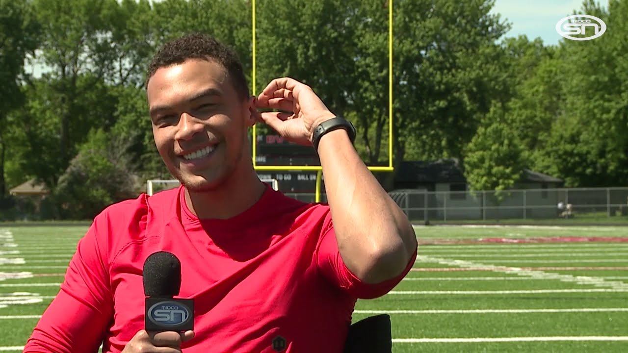 From SD to NYC, Dale Moss Making His Way as a Model and More🌹 | 6/4/20 ...