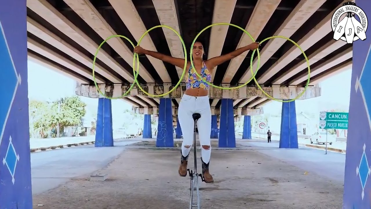Hoop Juggling by Elia Melissa (La sonata hoops) from México | IJA ...