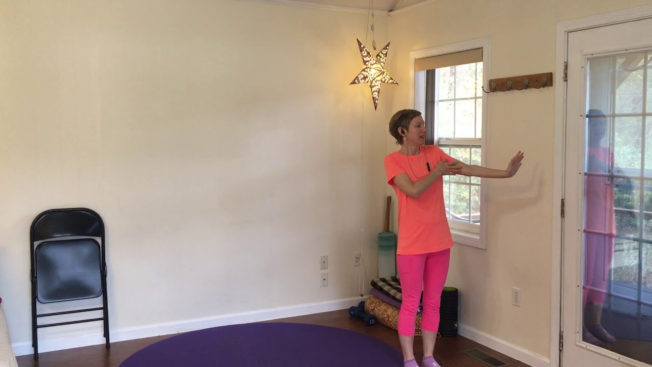 Posture exercise for forward shoulders in Greenville SC - YouTube