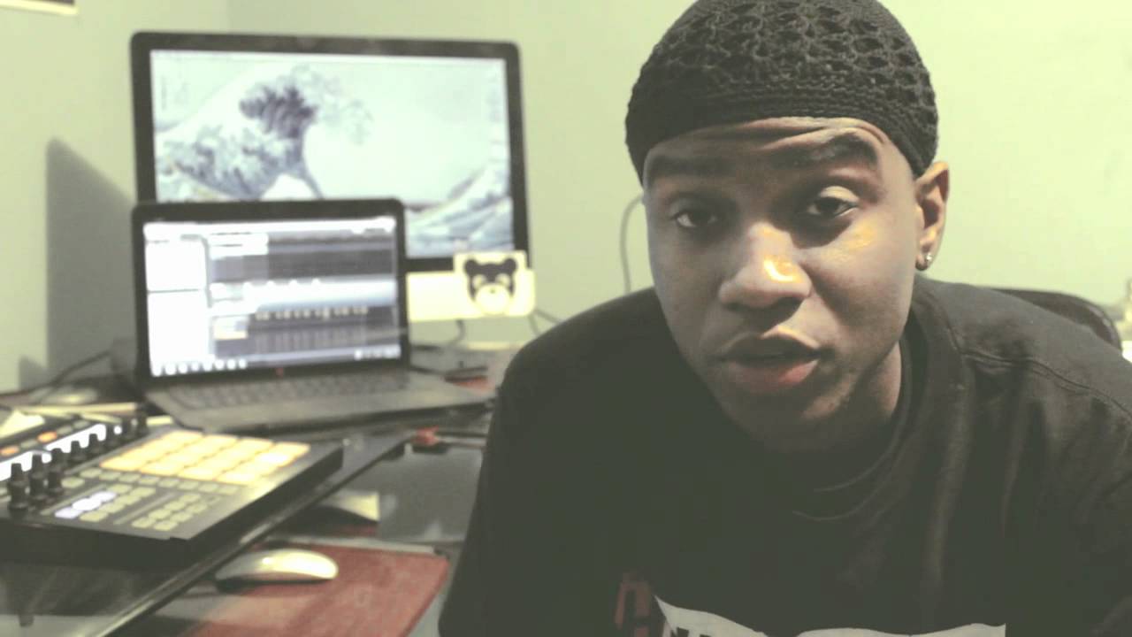 TheHuxtableLife.com Interviews David Luke - YouTube