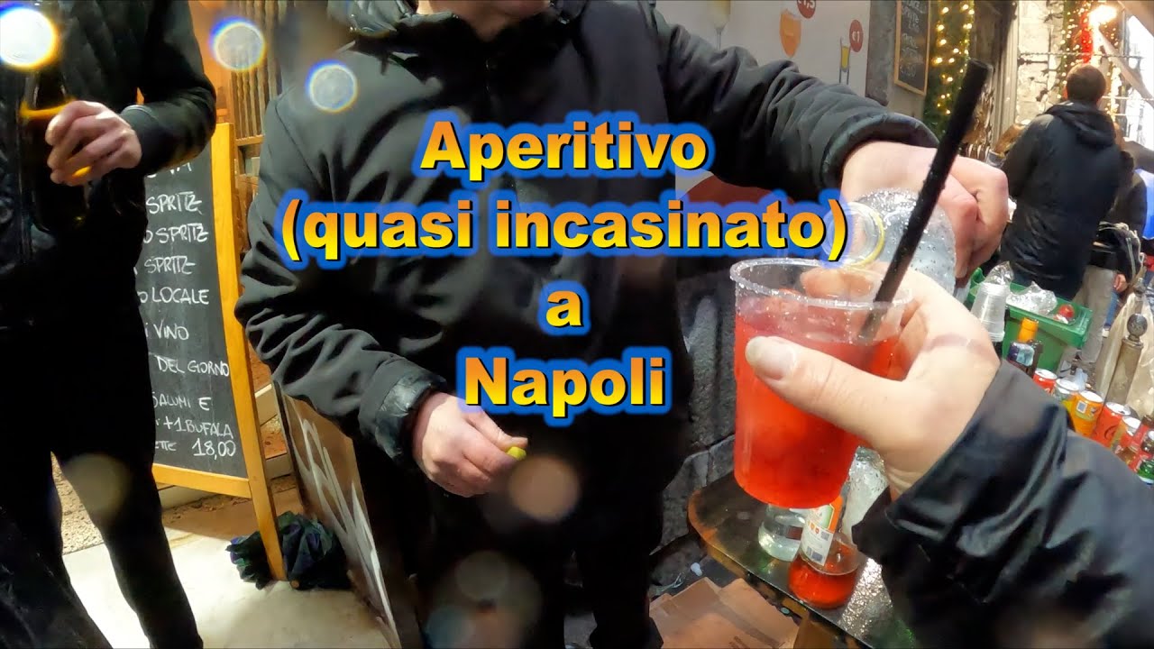 Napoli Spritz (aperitivo a Napoli) - YouTube