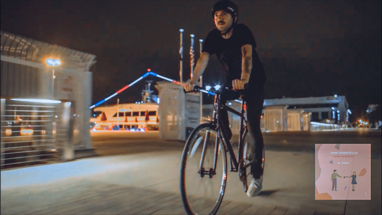 John Tarantella - Amor en 8 Bits - YouTube