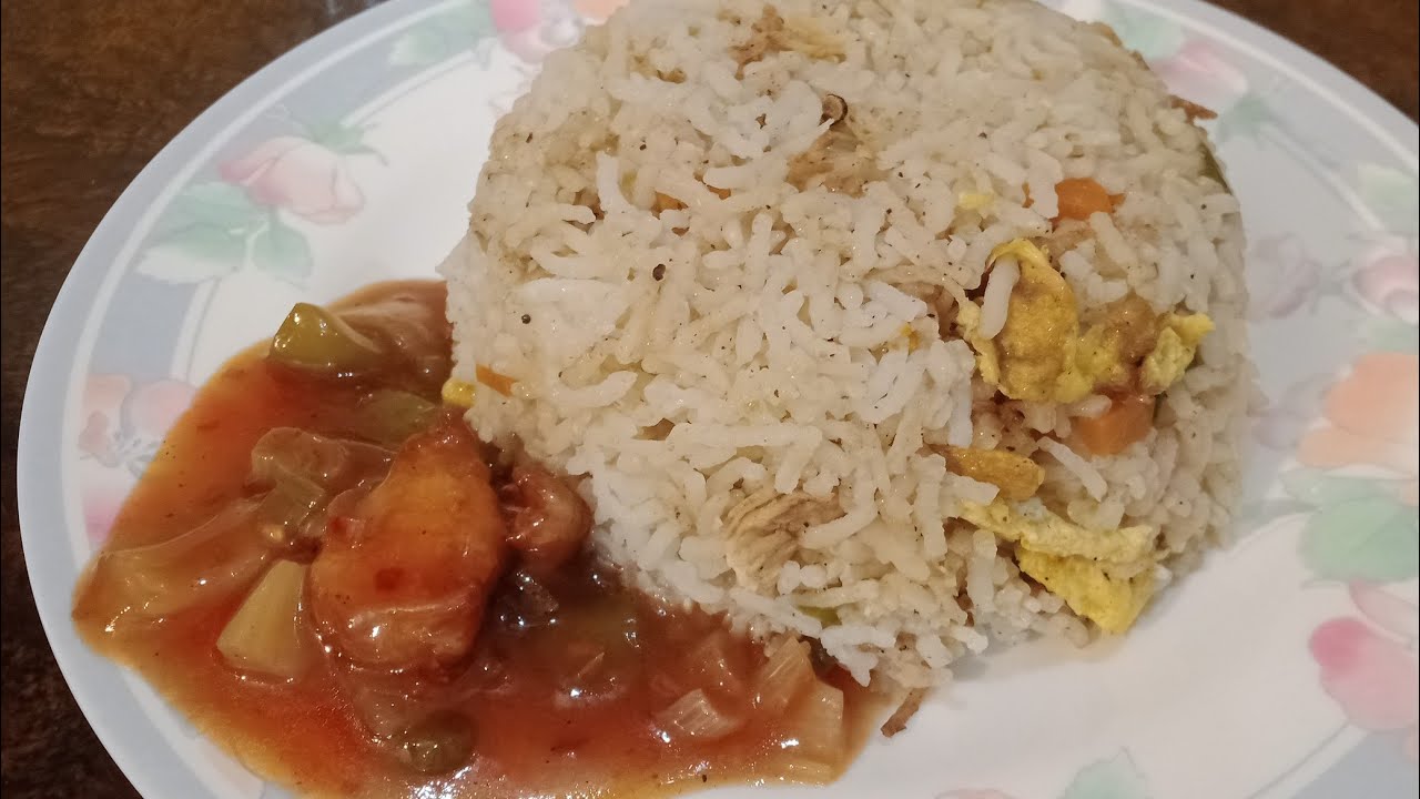 Chicken Fried Rice | Chinese style | Foodie Mood - YouTube