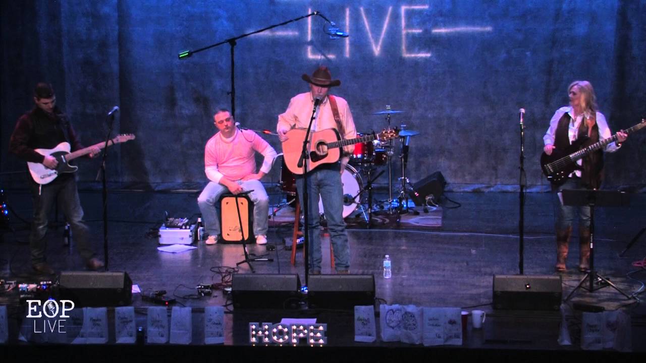 Wynn Varble - Amazing Grace Interlude - @ Eddie Owen Presents - YouTube