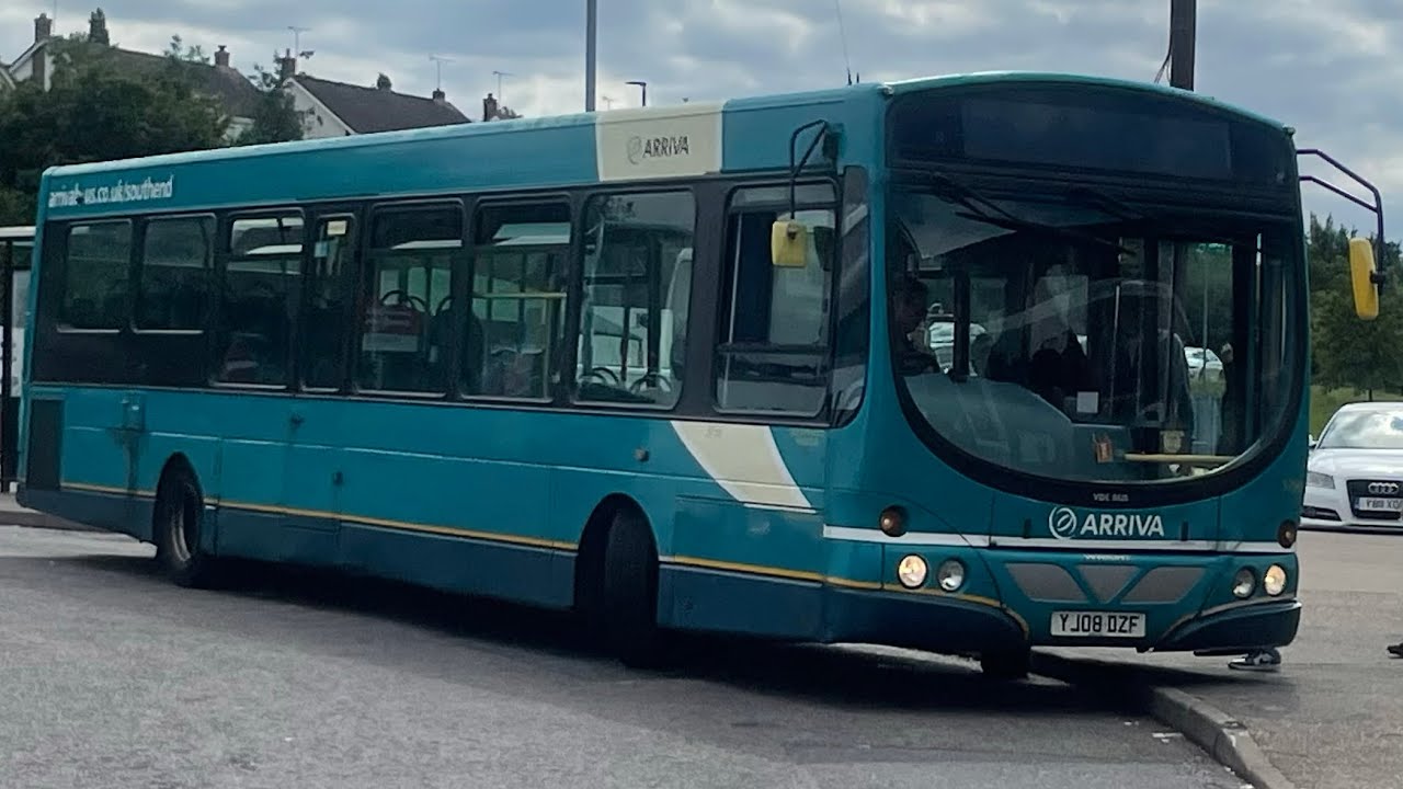 (Odd) Arriva Kent Thameside (Southend) YJ08 DZF 3756 VDL SB200 Wright ...