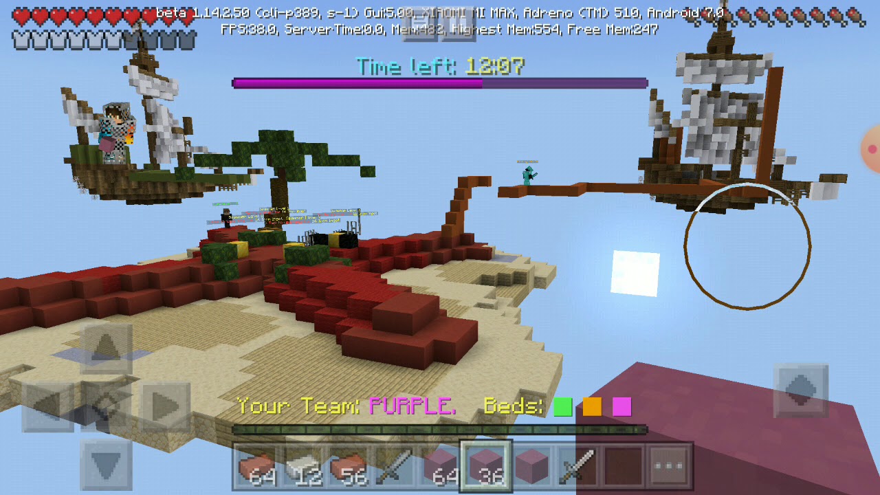 Playing multiplayer in minecraft Bedwars - YouTube