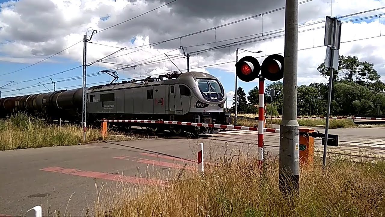 PESA Gama (111ED-001) z beczkami Gatix (OPIS) - YouTube