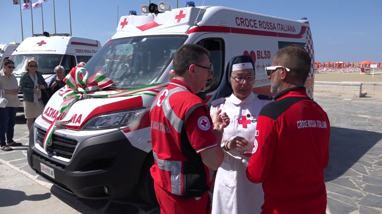 Un mezzo di soccorso per neonati per la Croce Rossa - YouTube