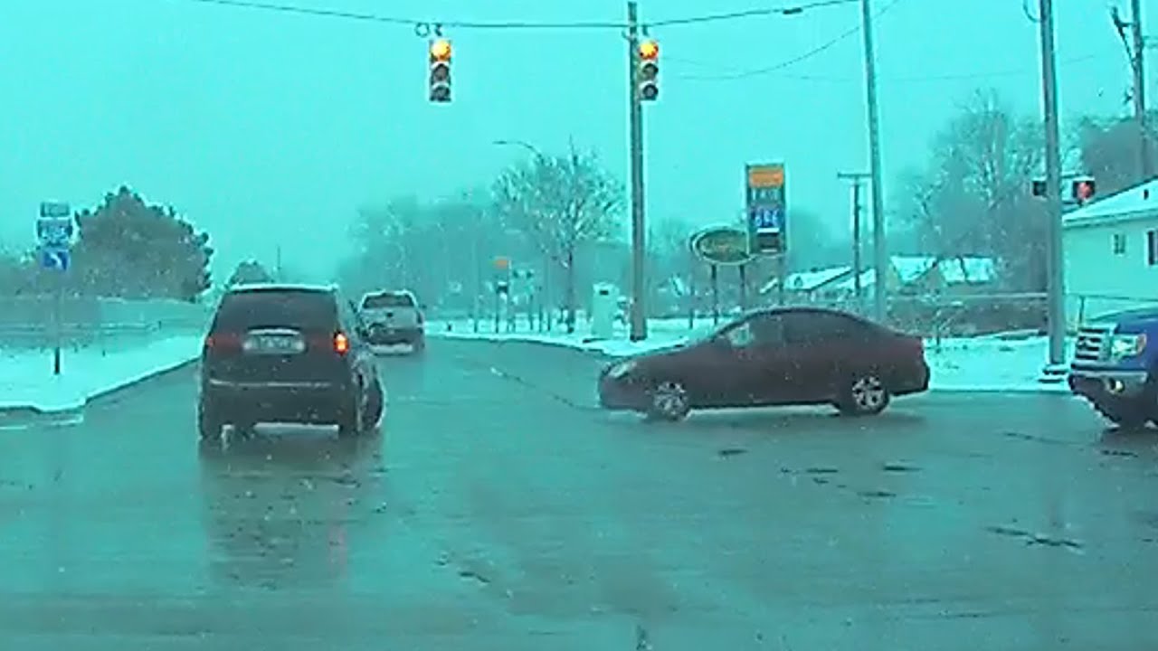Close Call ! Blind left turn almost causes accident - YouTube