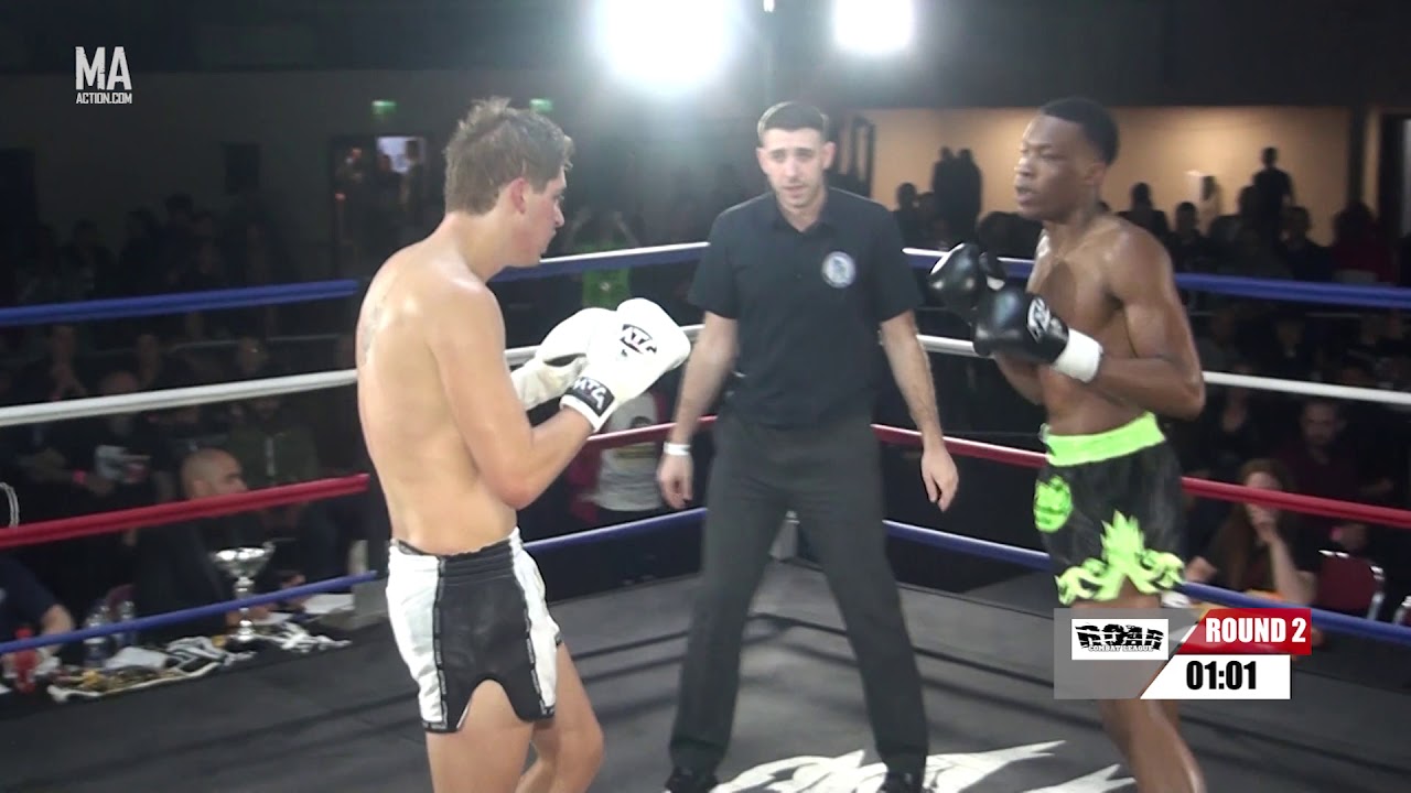 Roar Combat League 14 - Simeon POWELL vs Danny MORIARTY - YouTube