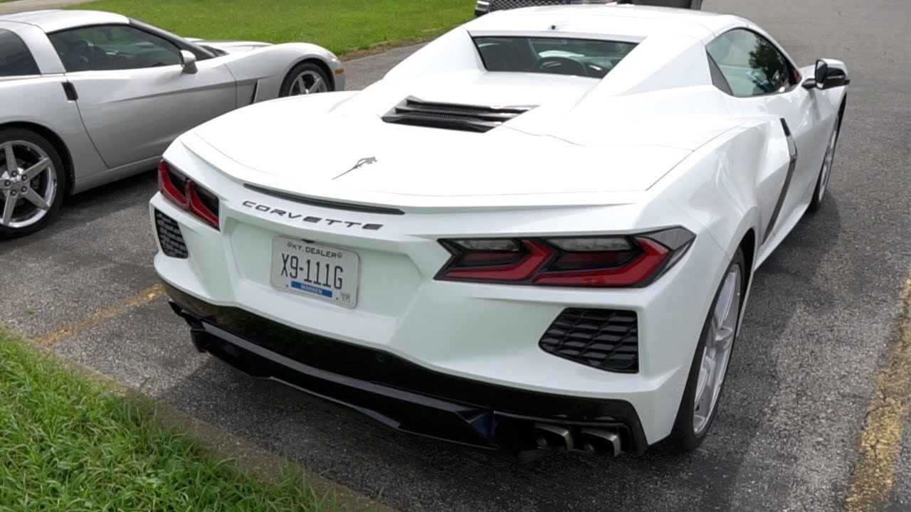 A 2020 C8 CONVERTIBLE SPOTTED IN THE WILD! - YouTube