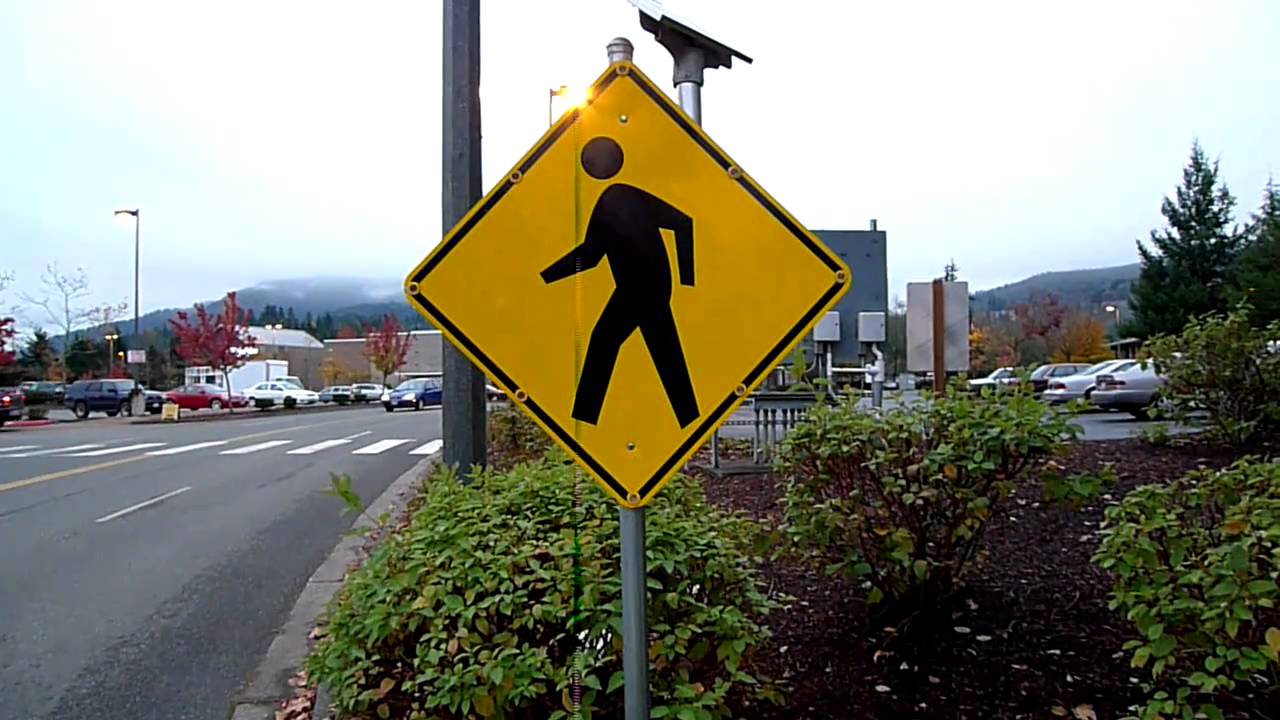 Solar Powered Crosswalk Signs - YouTube