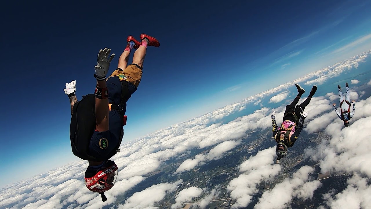 Skydive Miami "Neverland" Head down exit / angle fly - YouTube