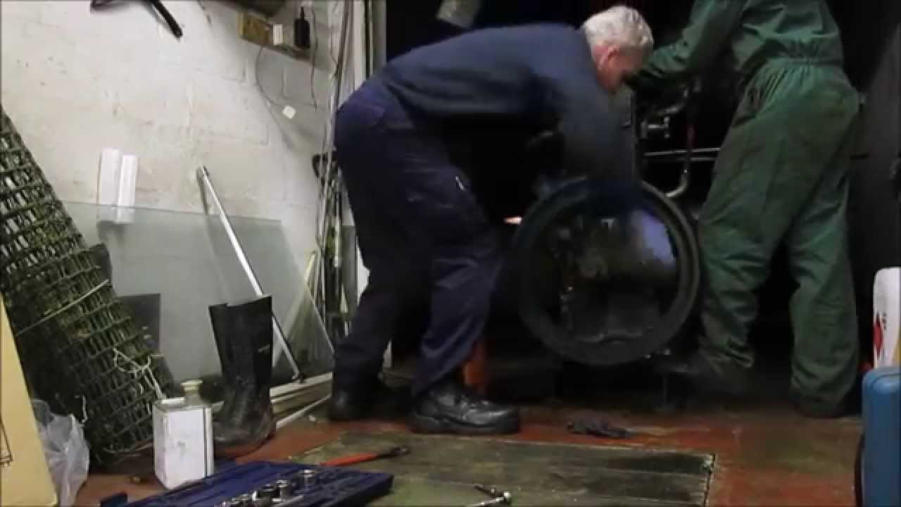 1955 Lister CS 5/1 6HP first start up in 30+ years - YouTube