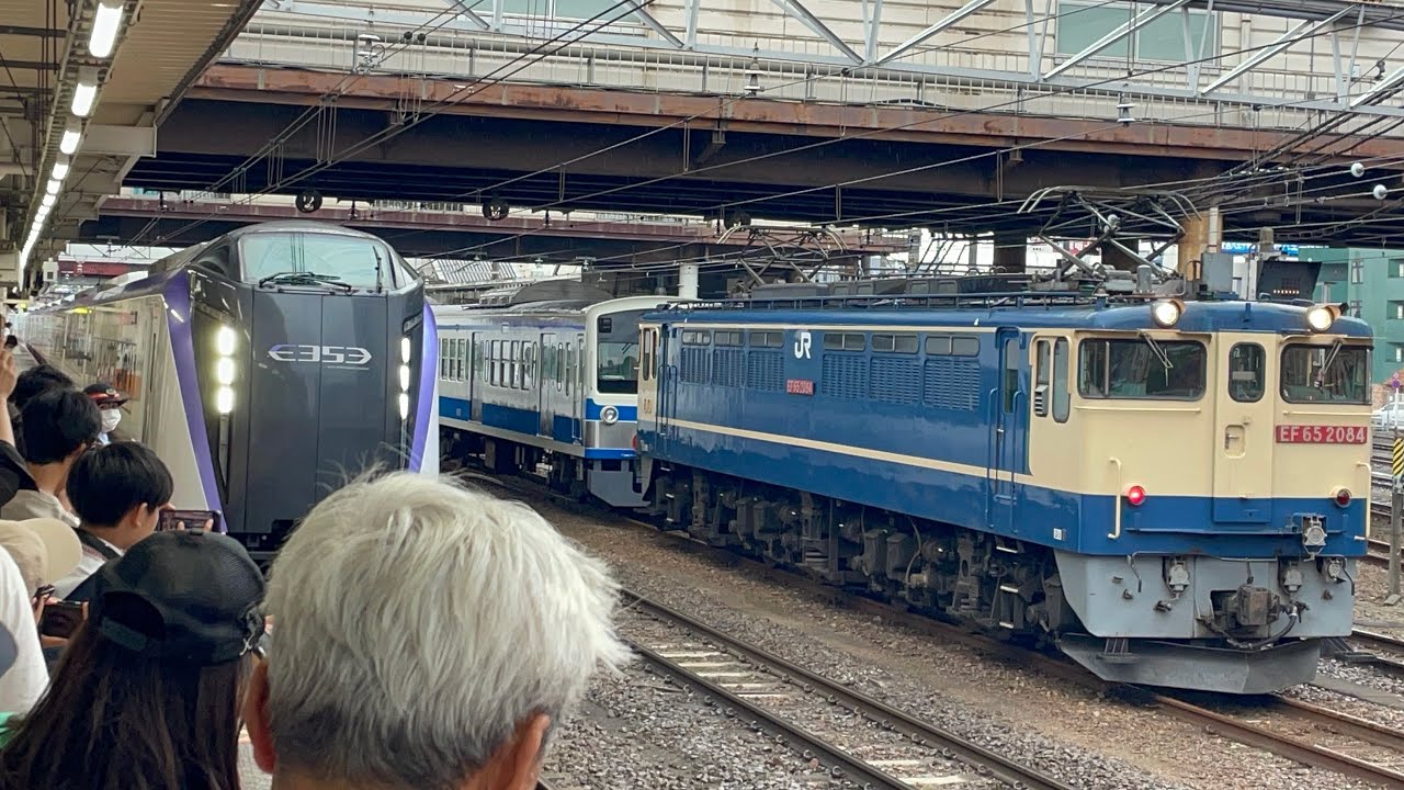 【1241F 西武多摩川線送り込み甲種】八王子駅で国鉄EF65形2084号機と西武新101系1241編成（伊豆箱根鉄道色）とE353系がコラボするシーン（甲37）2025.6.14.15:53 ...