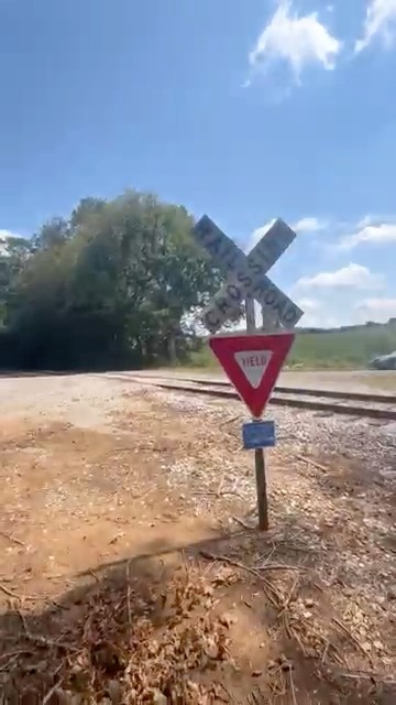 Annie wade rd crossing tour near Pulaski Tennessee - YouTube